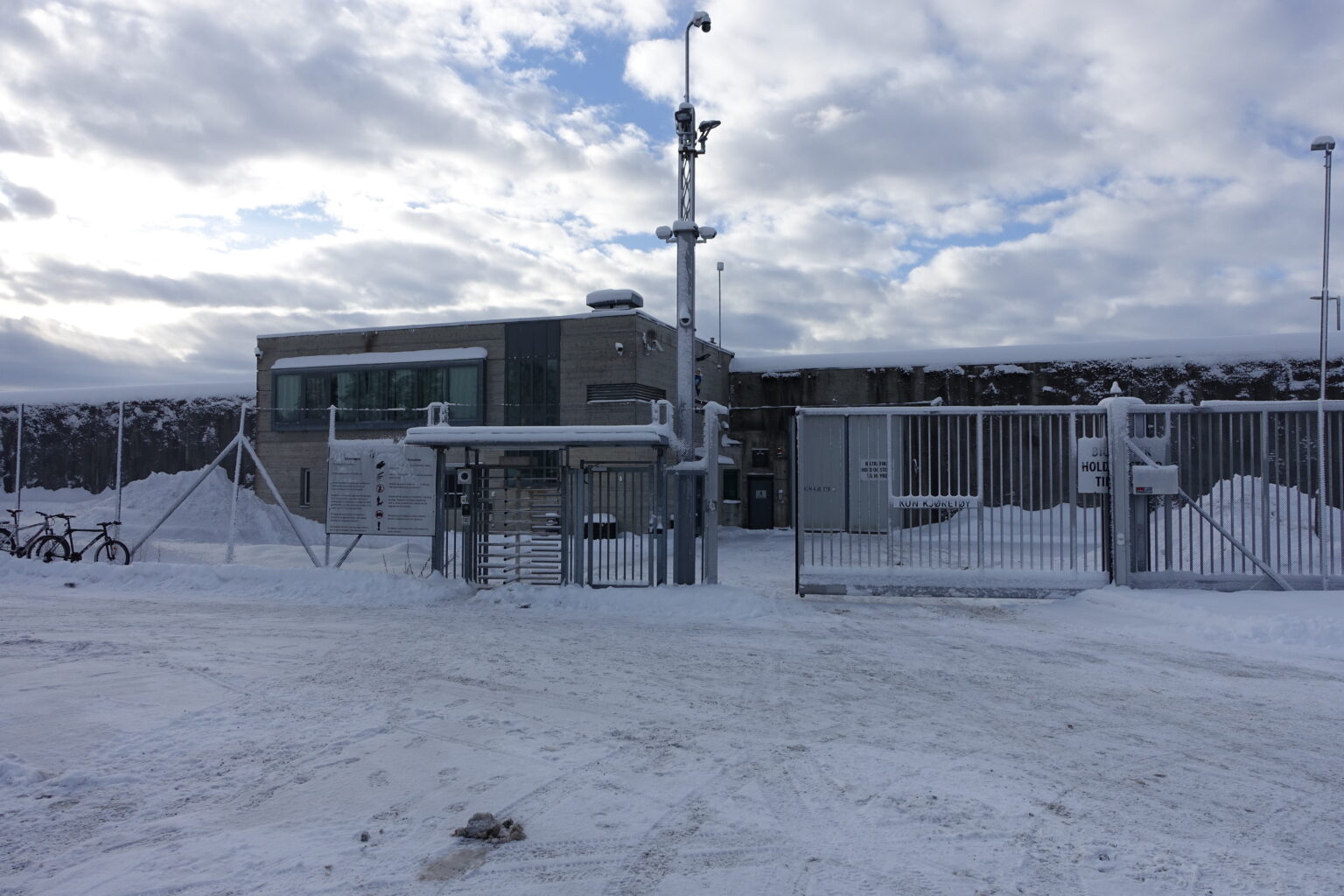 Besøk til Bredtveit fengsel og forvaringsanstalt og én avdeling ved ...